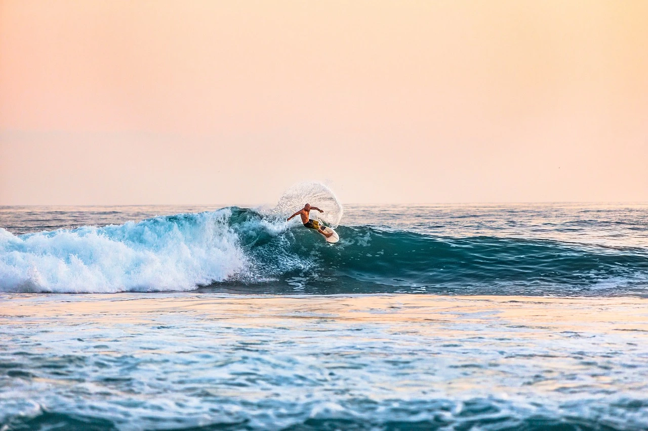 Praia do Guincho Surf Spot Details - Surf Guide & Trip Planner