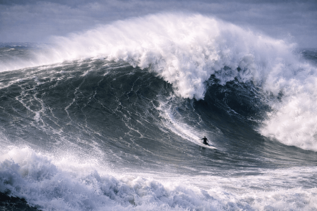 Praia do Norte (Nazaré) Surf Spot | Forecast, Webcam & How to Watch
